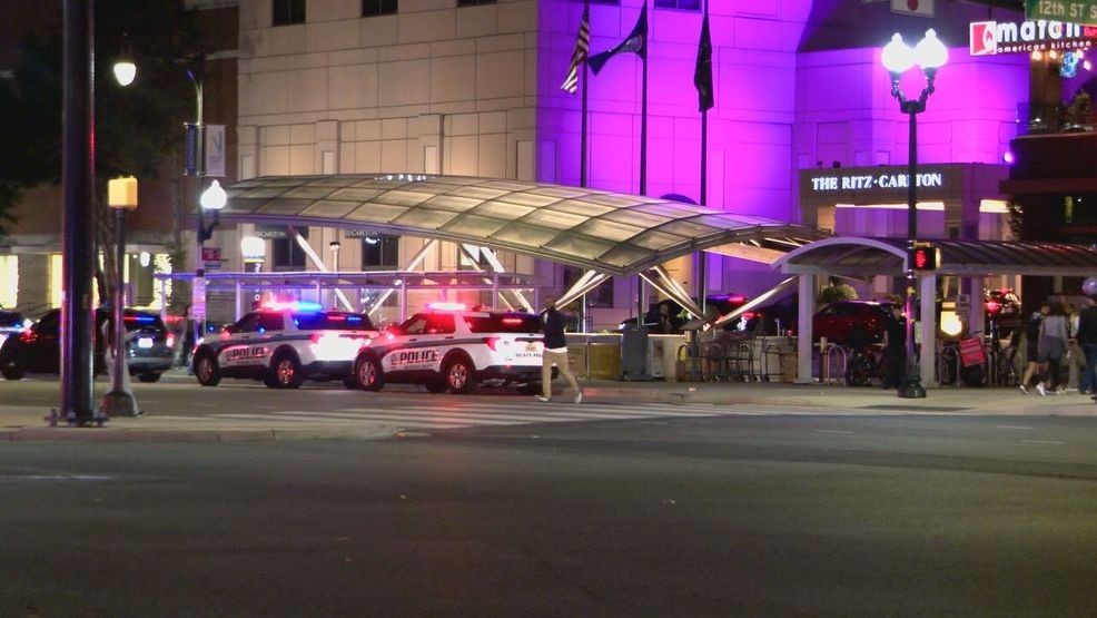 Large 'disorderly' crowd prompts police response at mall in Pentagon City