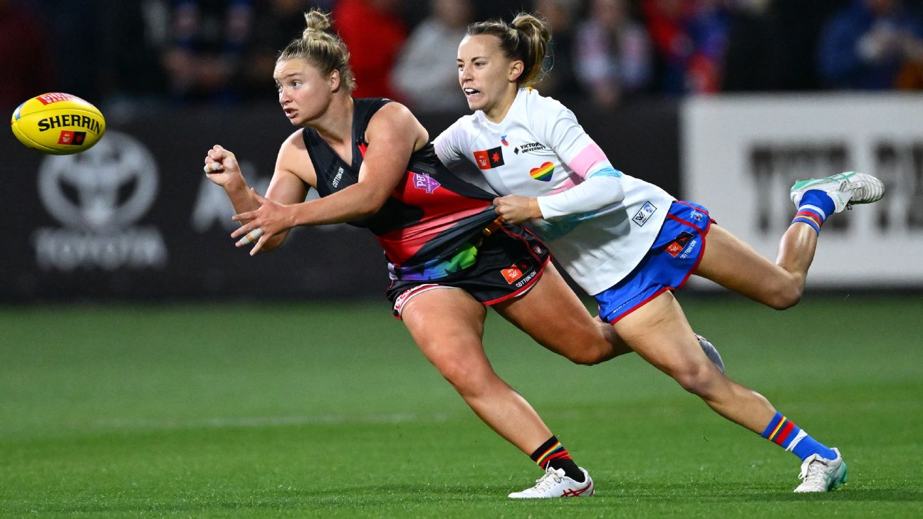 AFLW Round 9: News, tips, teams, more - everything you need to know