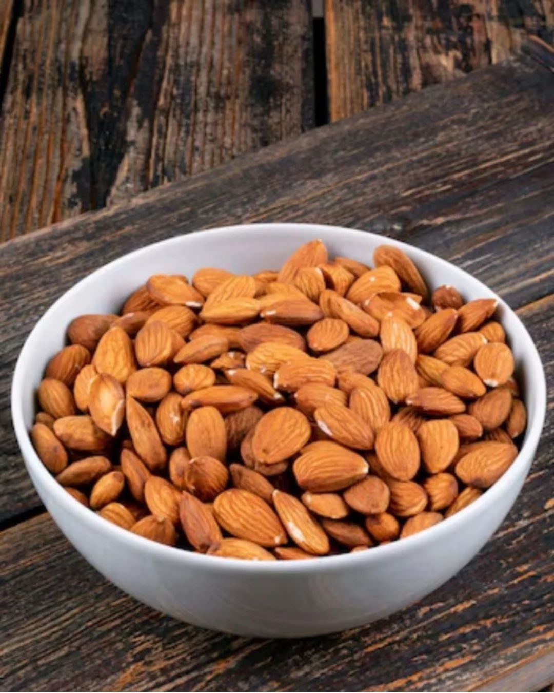 5 Reasons You Should Include Almonds in Your Diet