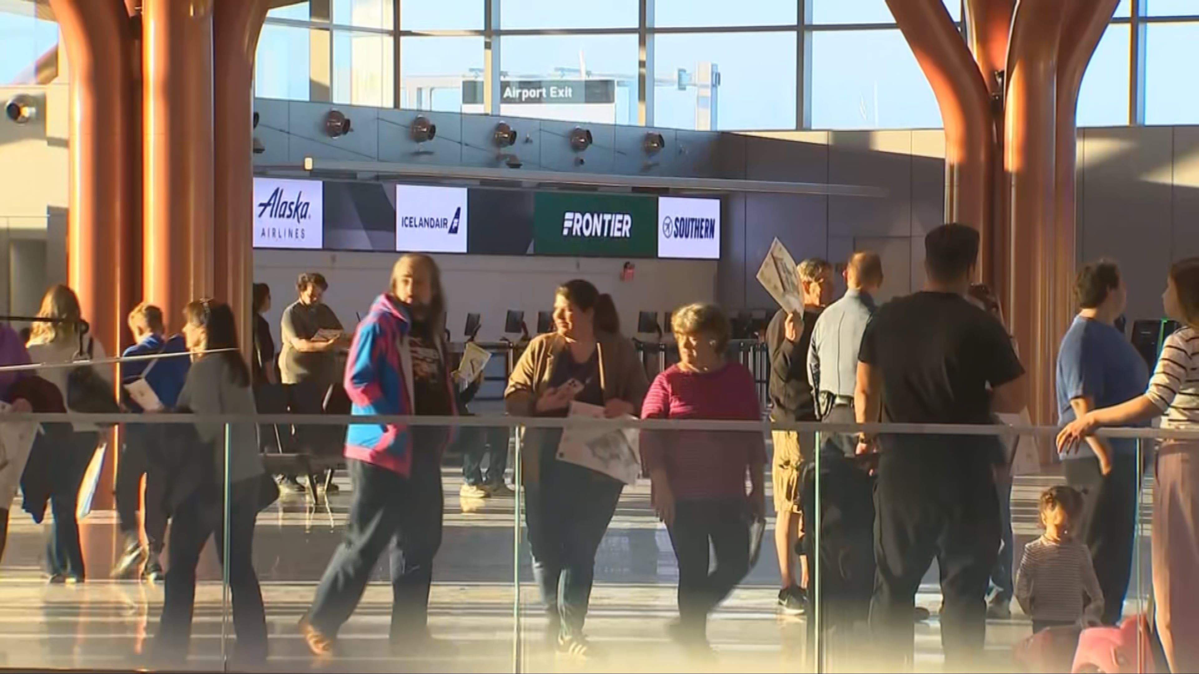 Visitors explore new Pittsburgh International Airport terminal during ...