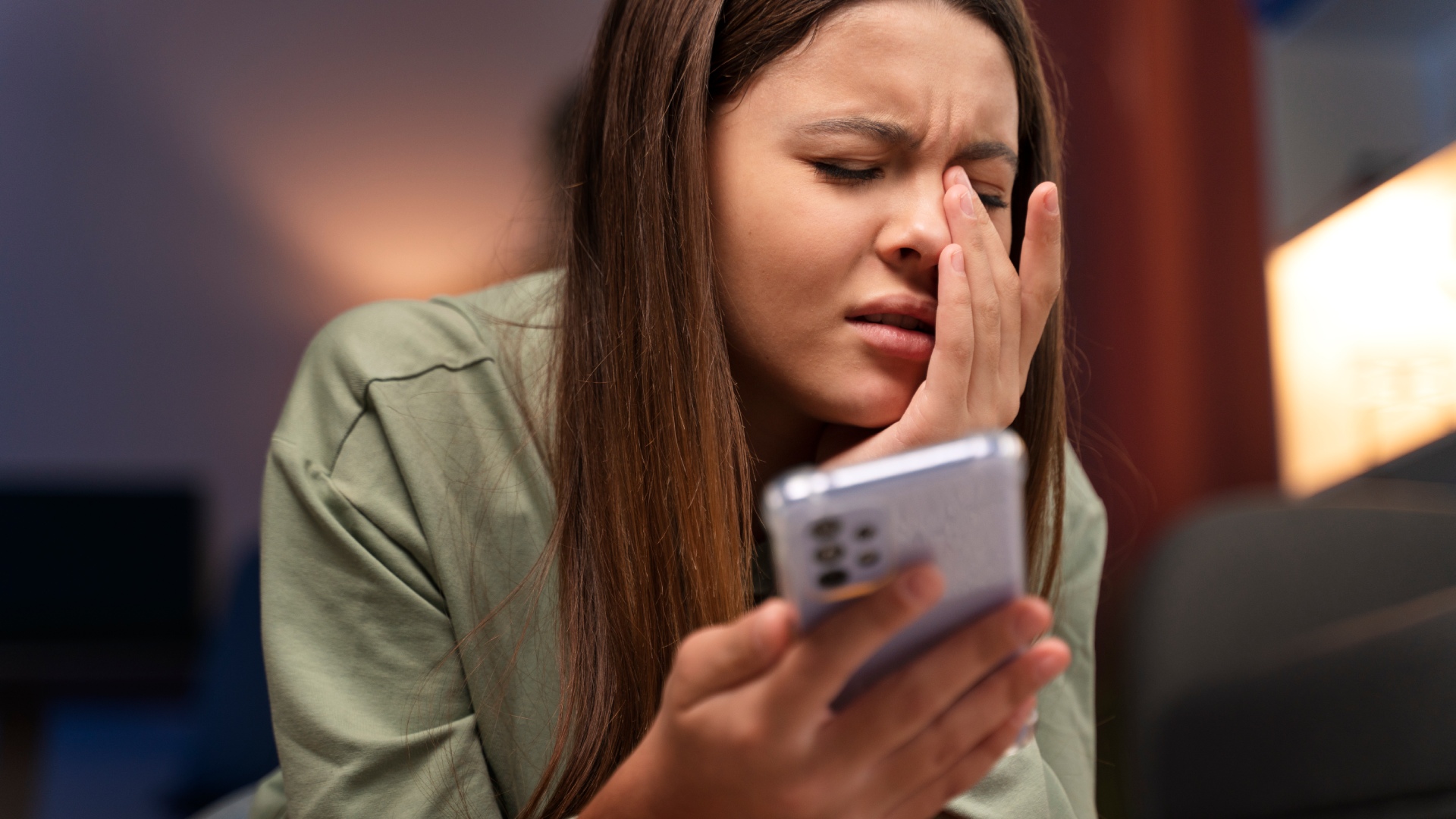 Do you often ignore calls? Psychiatrists have a theory (and it's ...