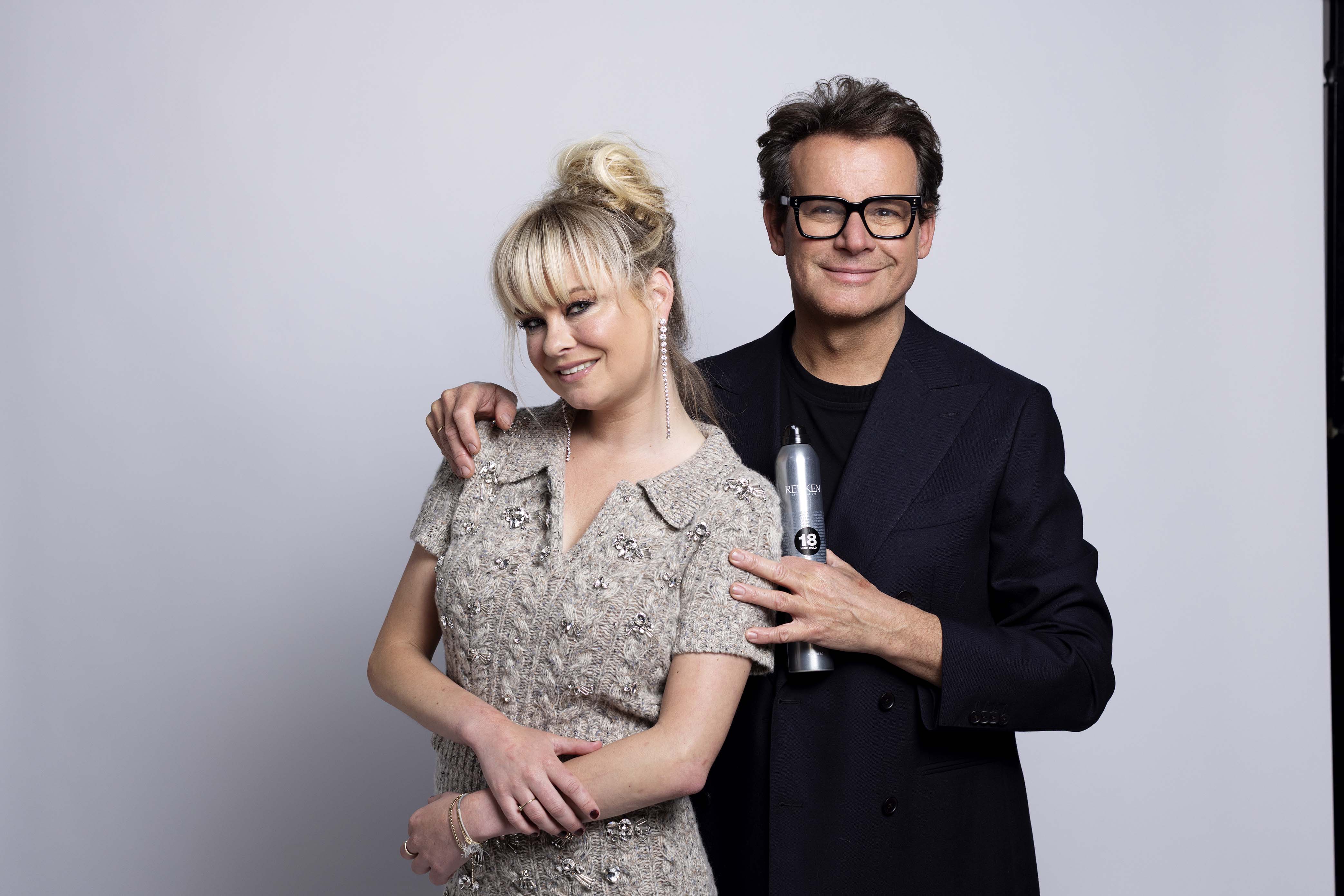 Leco Look: een opgestoken knot zonder stijve uitstraling? Zo pak je dat ...