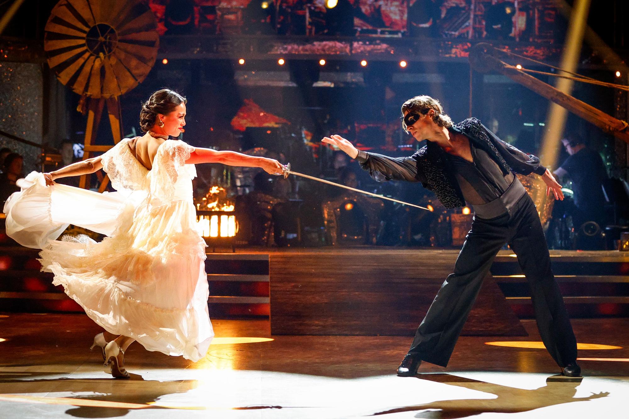 Hartlepool soap star Lewis Cope tops the leaderboard in Strictly Come ...
