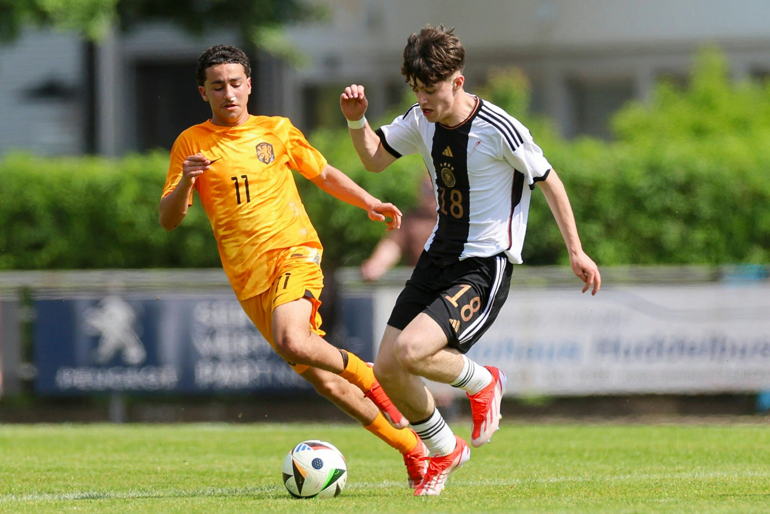 Nachwuchsfußball: 1. FC Köln bleibt das Maß aller Dinge