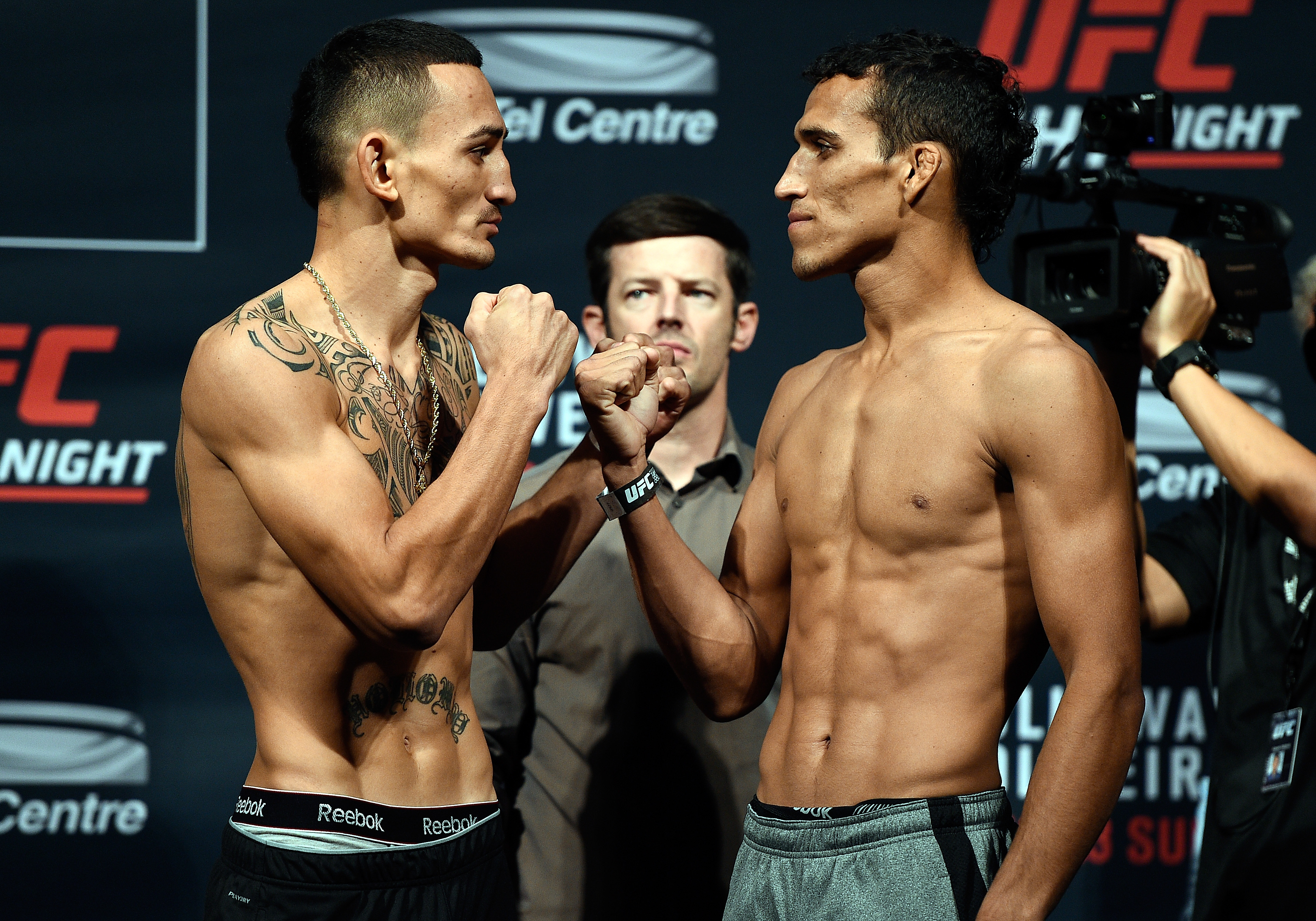 Max Holloway to defend BMF title against Charles Oliveira in UFC 326 ...