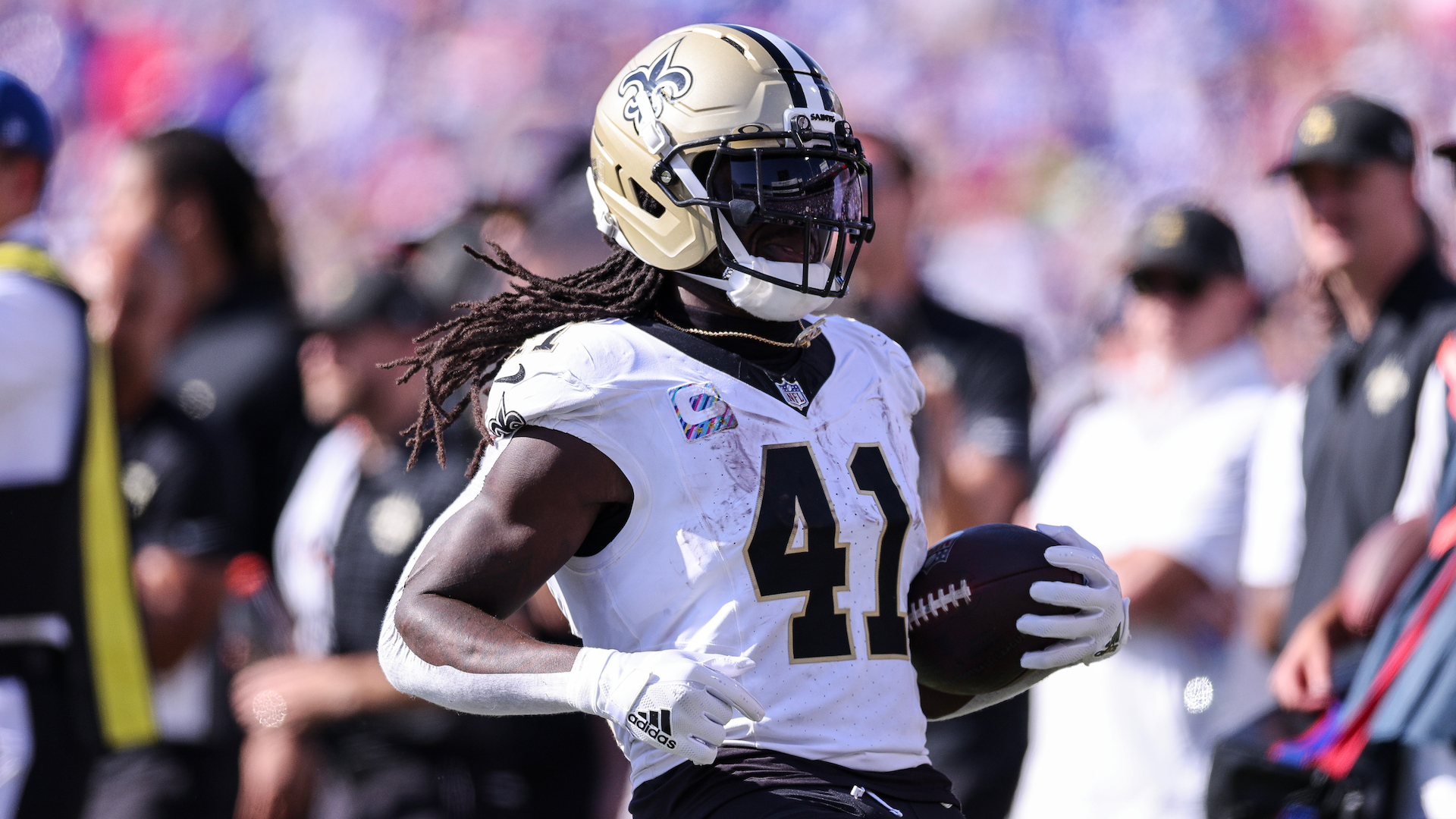 Alvin Kamara reportedly dedicated to Saints despite NFL trade interest ...