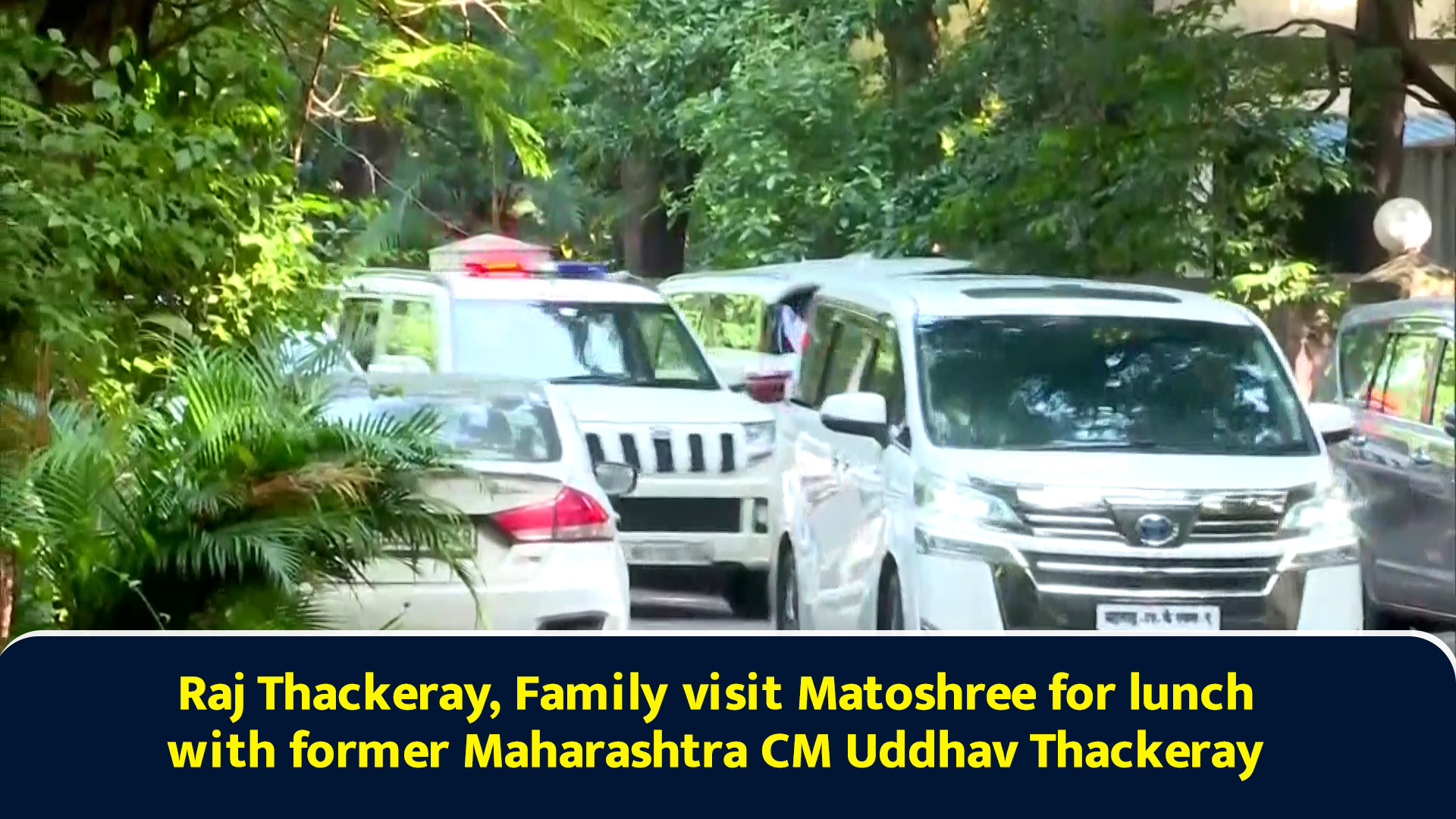 Raj Thackeray, Family visit Matoshree for lunch with former Maharashtra ...