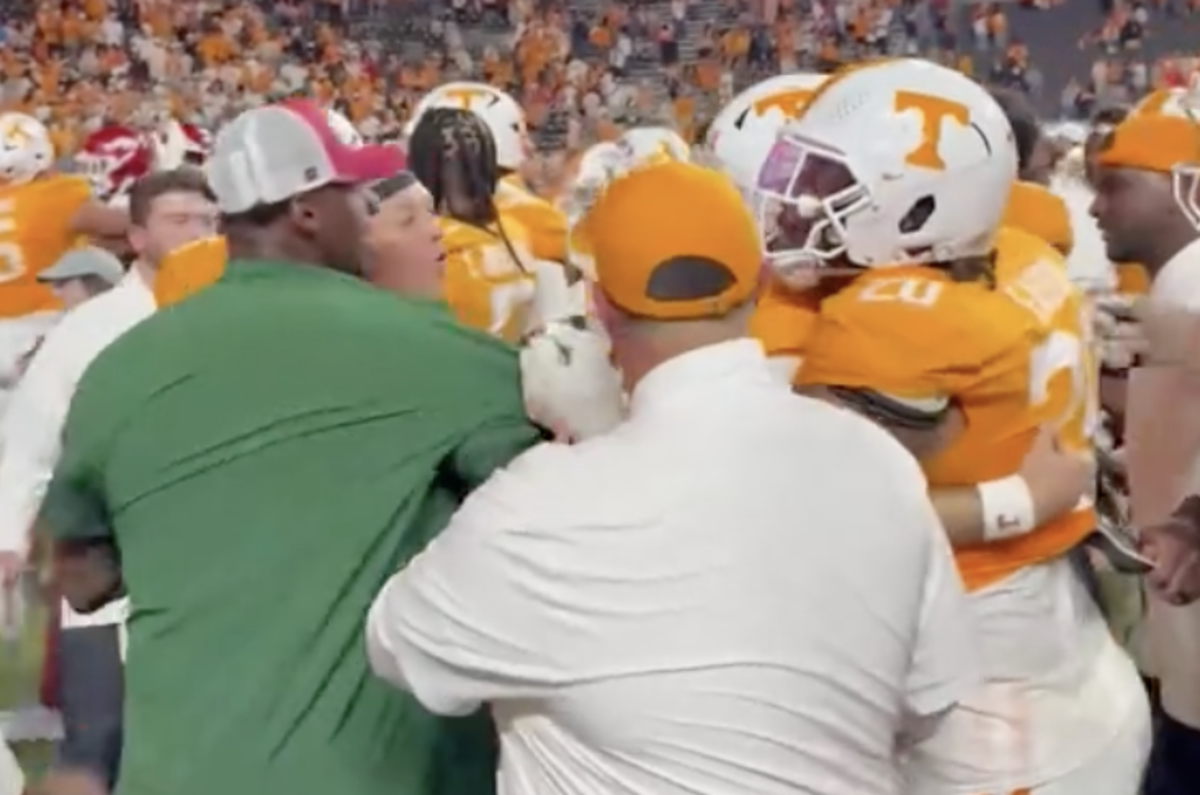 The Tennessee Vols and the Arkansas Razorbacks got into an on-field ...