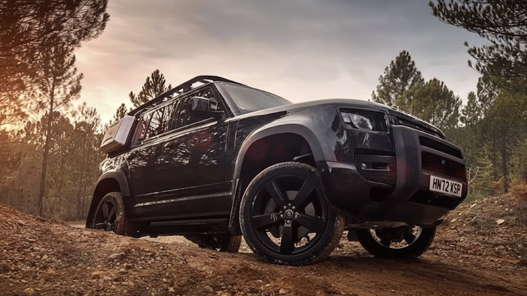 Defender 110 P400e – Design, Power, and Performance