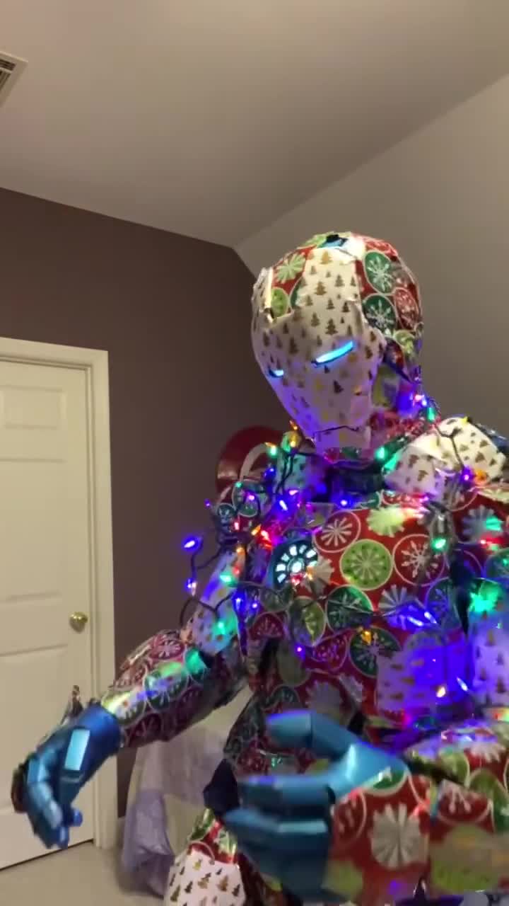 Iron Man suit: Christmas edition!