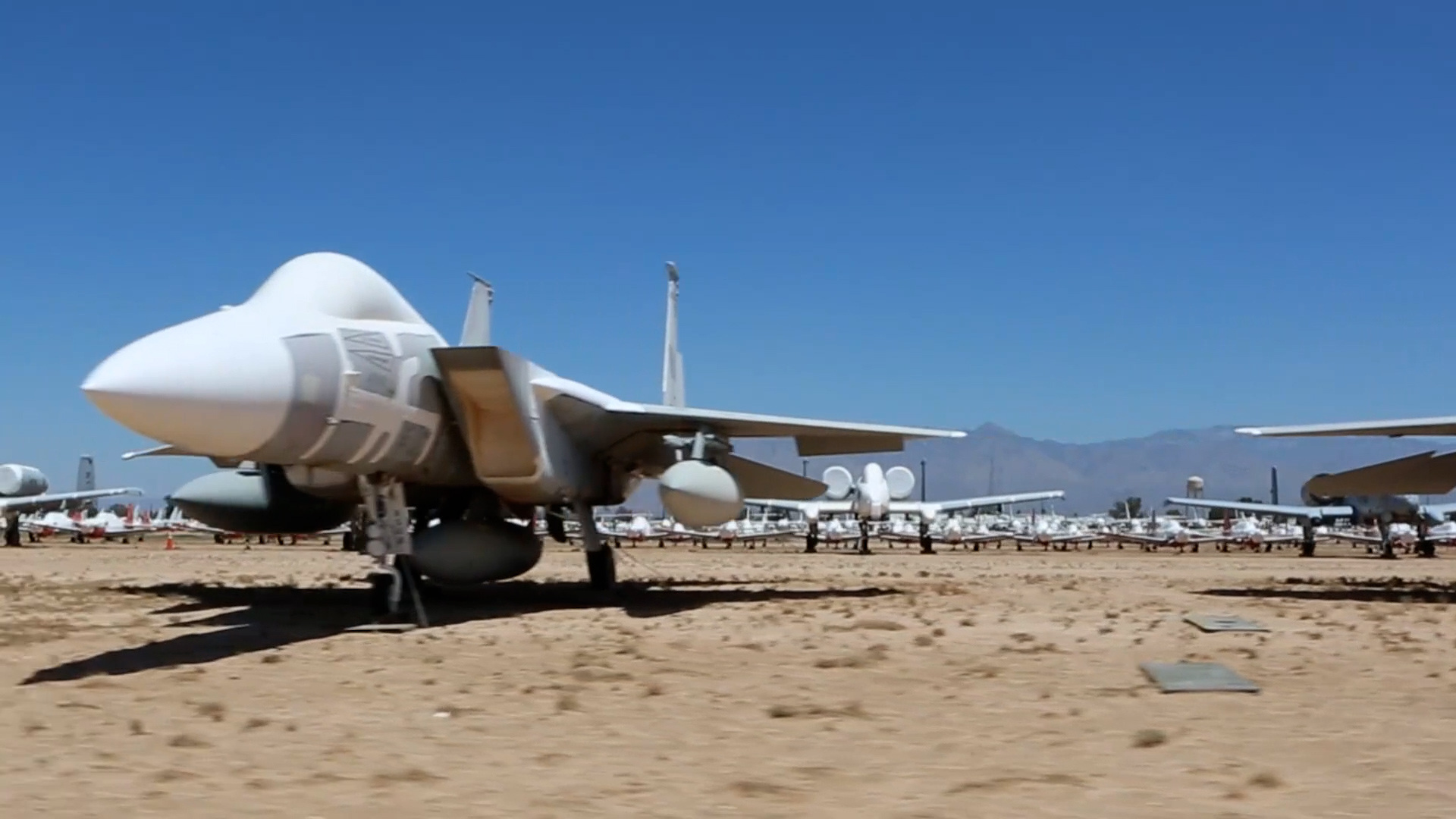 Tuin vol F-16 Fighting Falcon straaljagers