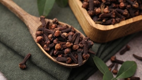 Rajkot cardiologist reveals if eating a single clove every day can ...
