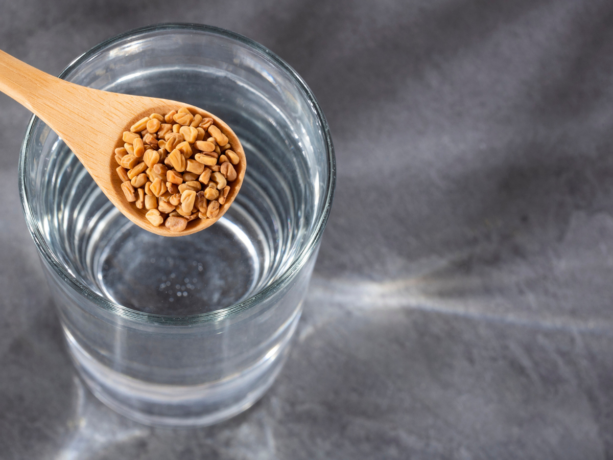 6 reasons you should start your morning with methi water