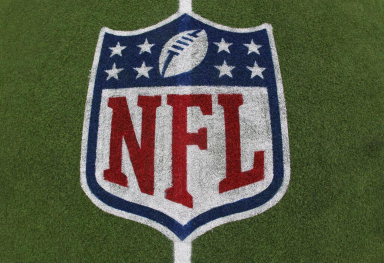 NFL Week 18 TV schedule: Full list of games for 2025-26 season