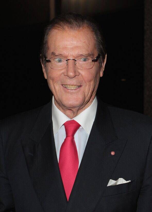 Roger Moore's agony after 'cruel' loss left James Bond star's wife ...