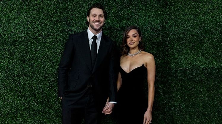 Josh Allen's wife Hailee Steinfeld reveals mindset that helped her ...