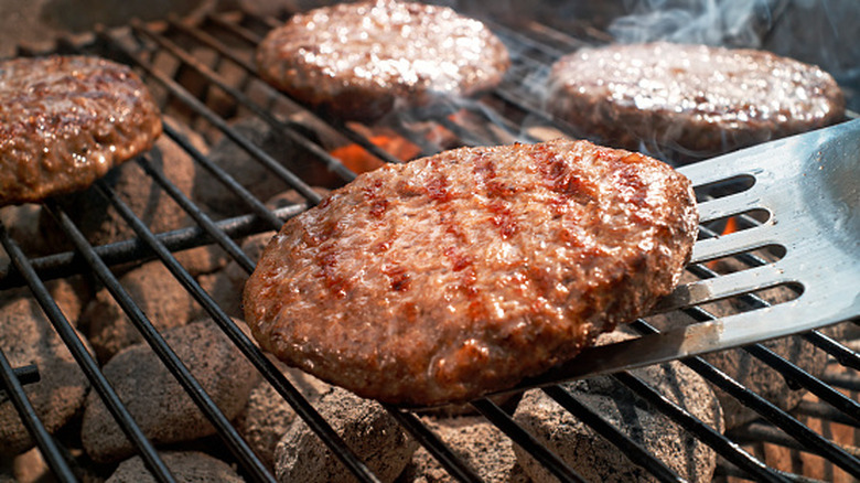 The Disturbing Number Of Cows That May Be In One Store-Bought Burger Patty