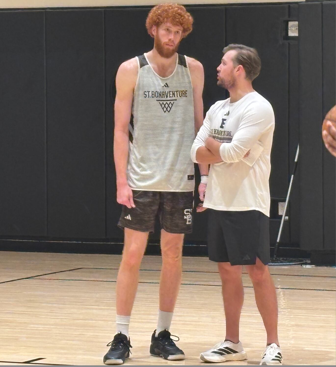 How Woj helped a Bill Walton lookalike go from homeless to hooping for ...