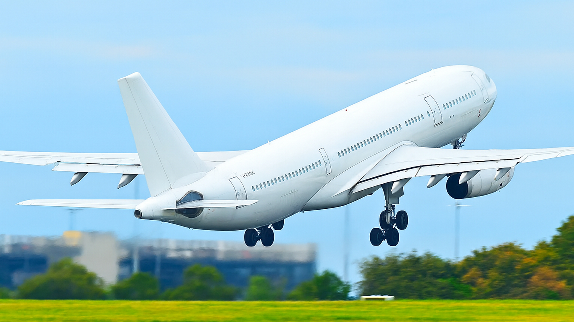 Empty Airbus A330 Rockets Off the Runway