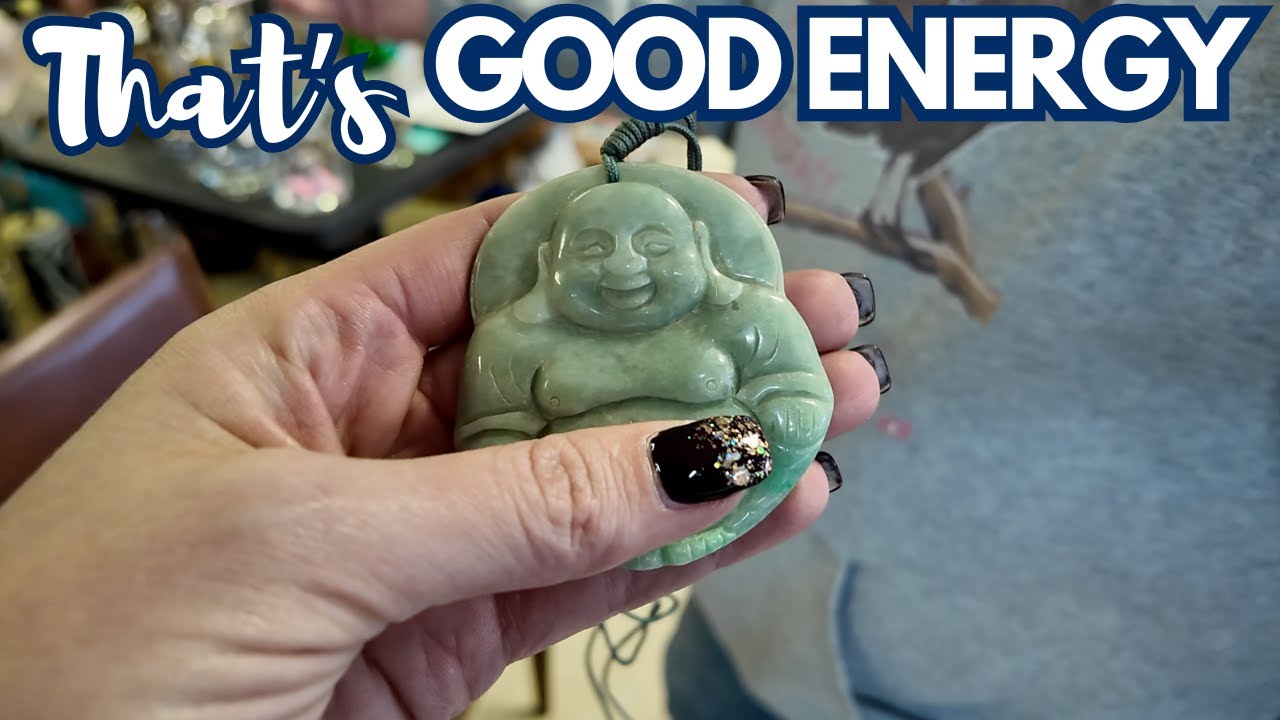 That’s Good Energy Behind the Scenes | Crazy Lamp Lady