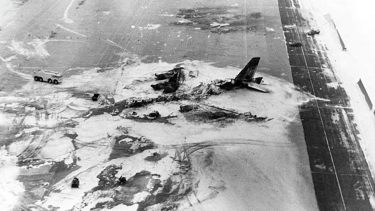B-52 Bomber Nuclear Fire was Almost Chernobyl