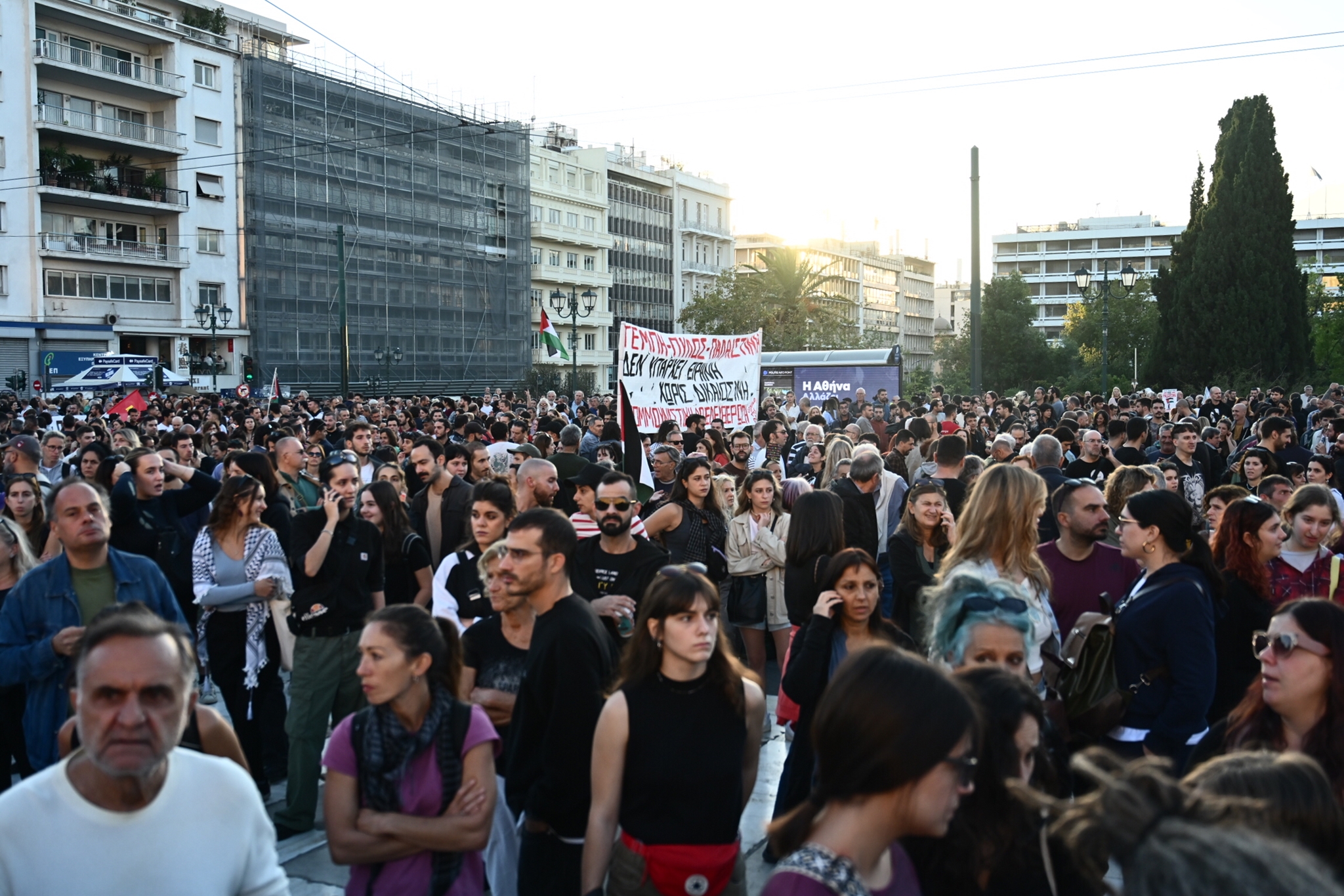 Μύδροι από ΠΑΣΟΚ - ΣΥΡΙΖΑ - ΚΚΕ για την κυριακάτικη ανάρτηση Κ ...