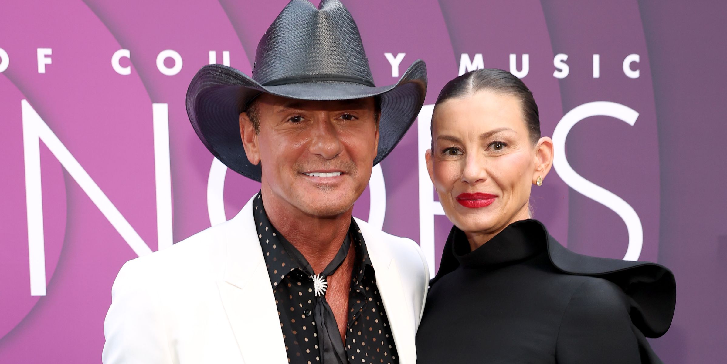Tim McGraw Shares Intimate Photo of Faith Hill in Honor of Their ...