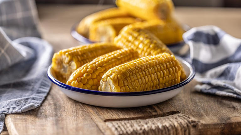 Easily Remove Corn From The Cob With This Bundt Pan Hack