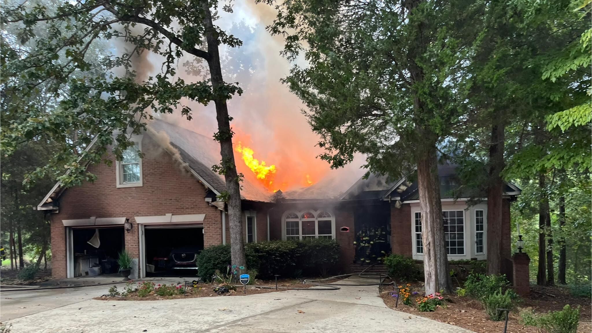 Fire in Irmo leaves three with minor injuries, officials say