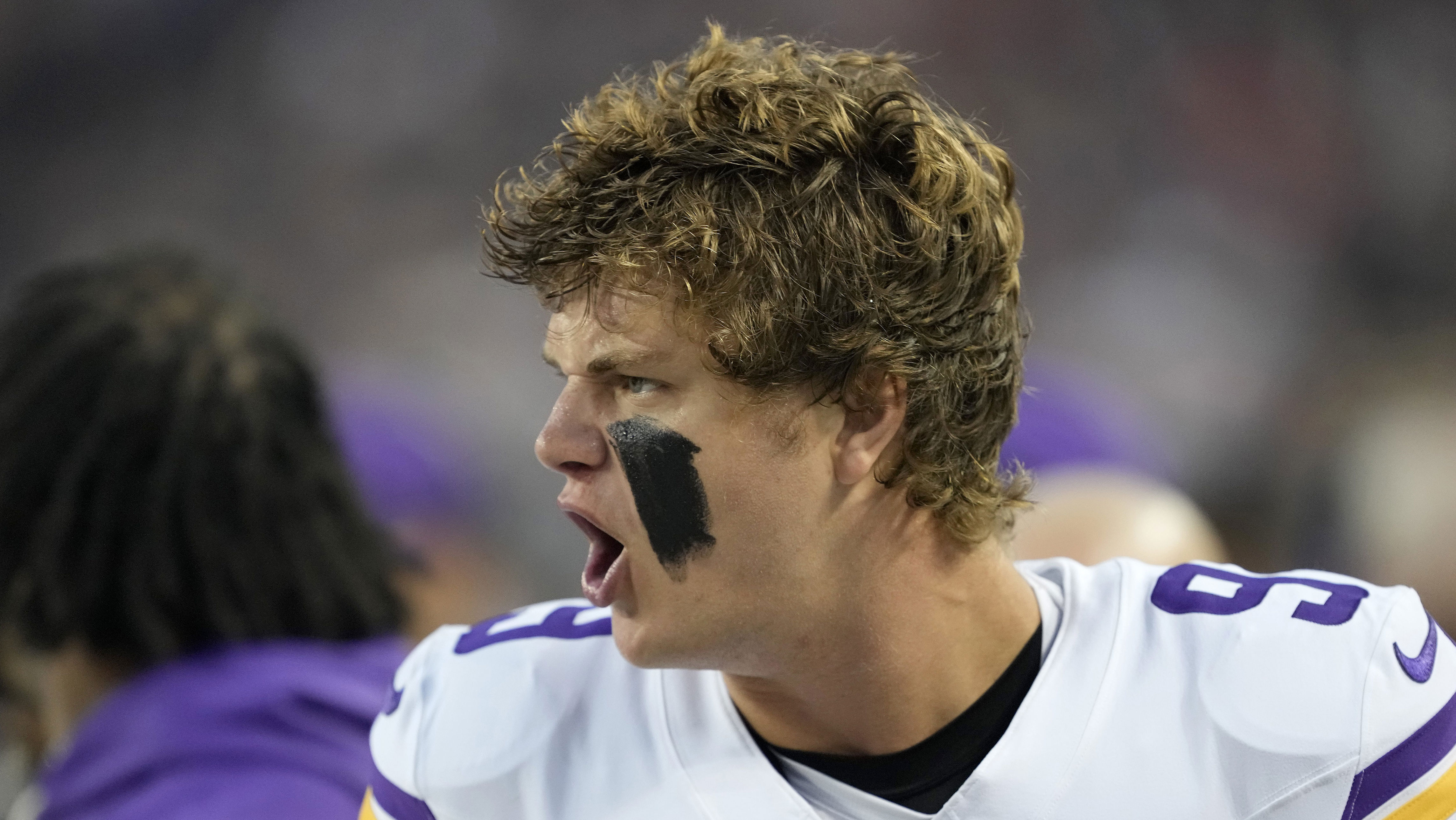 Vikings’ New Rally Cry “Like A Dog In The Street!” Has Origins Revealed