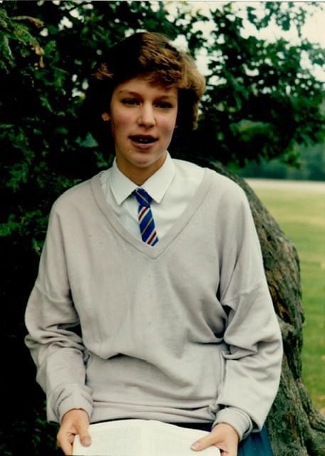 Woman inspires others after becoming longest survivor of heart and lung ...