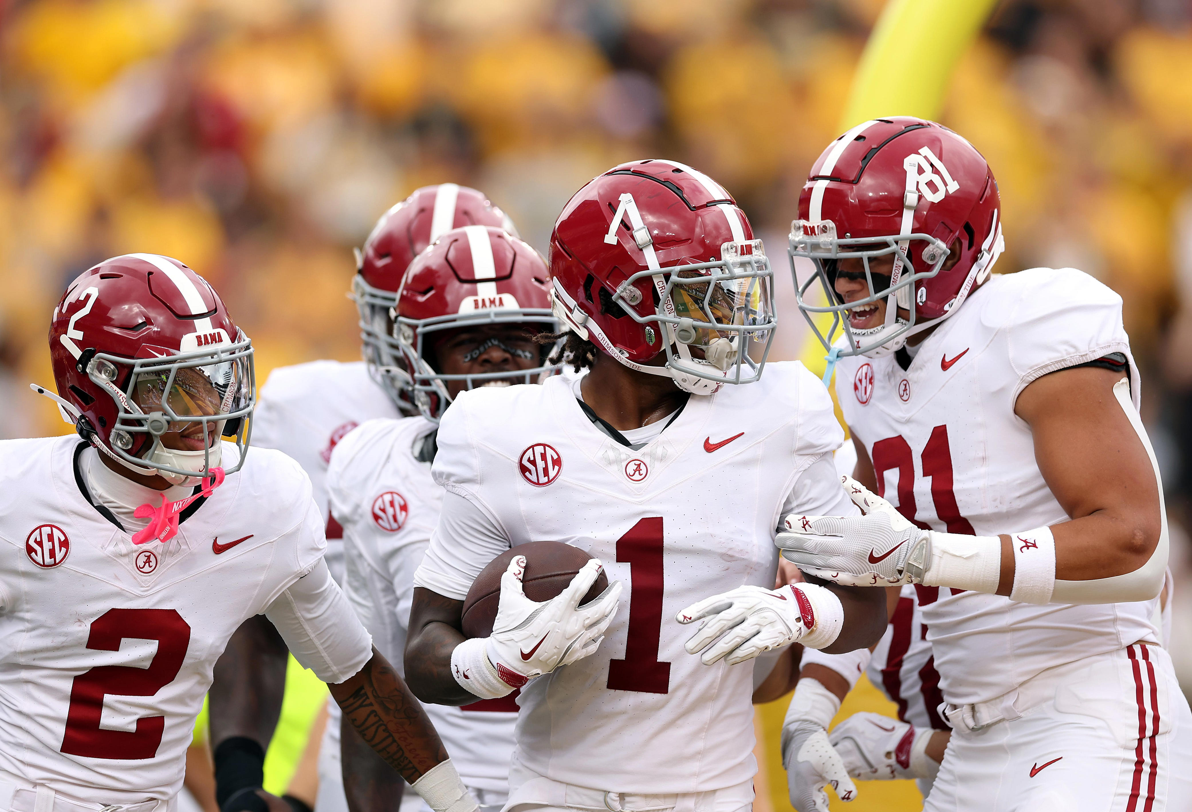 Texas A&M is the 'early team to beat' for Alabama transfer WR