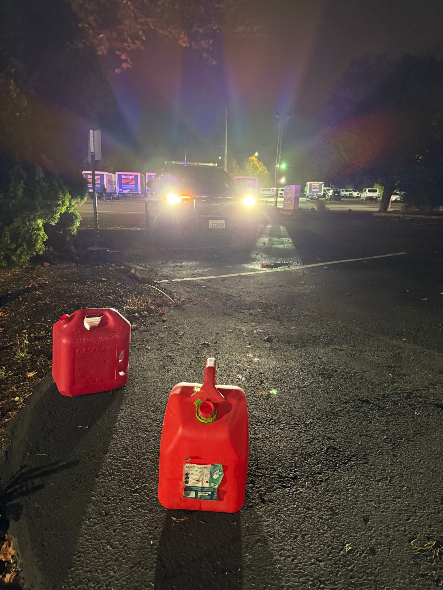 Gas thief runs from police after being seen stealing gas from cars in Lacey