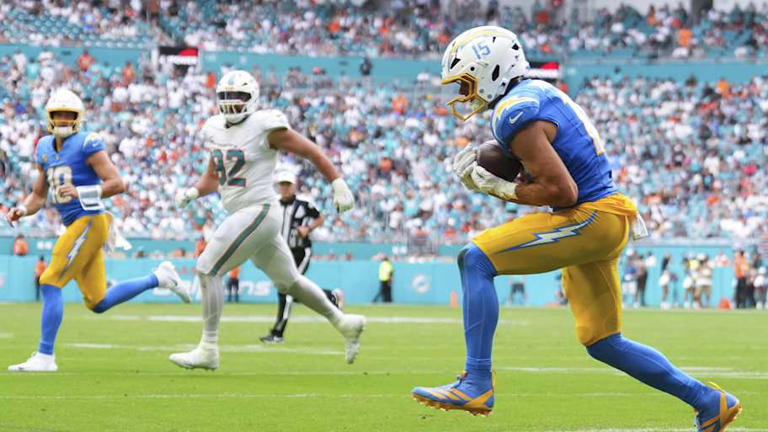 Justin Herbert-to-Ladd McConkey saves game with Chargers' Play of the Year