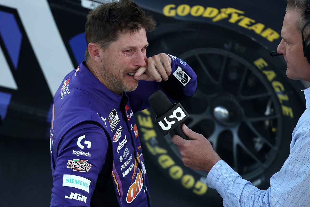 Hamlin alcanza su 60° victoria en NASCAR Cup en Las Vegas