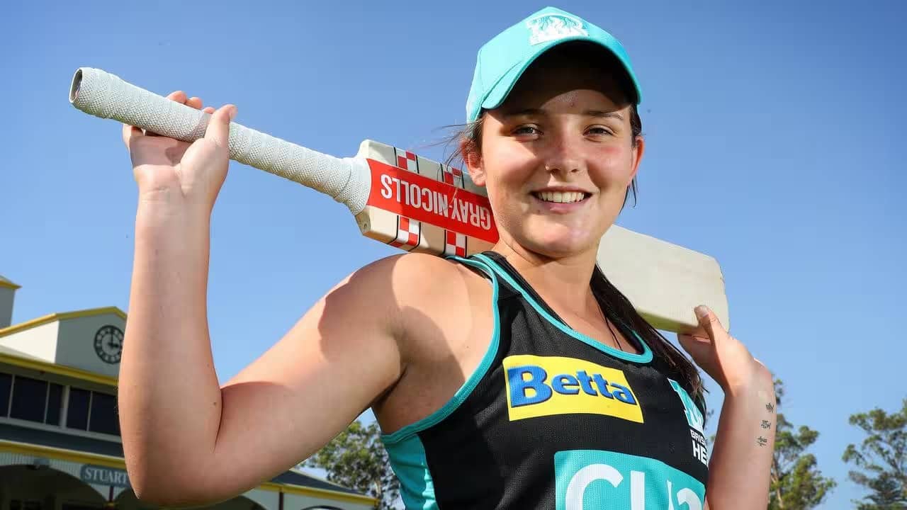 Happy Birthday Amelia Kerr: All About New Zealand's Most Stylish ...