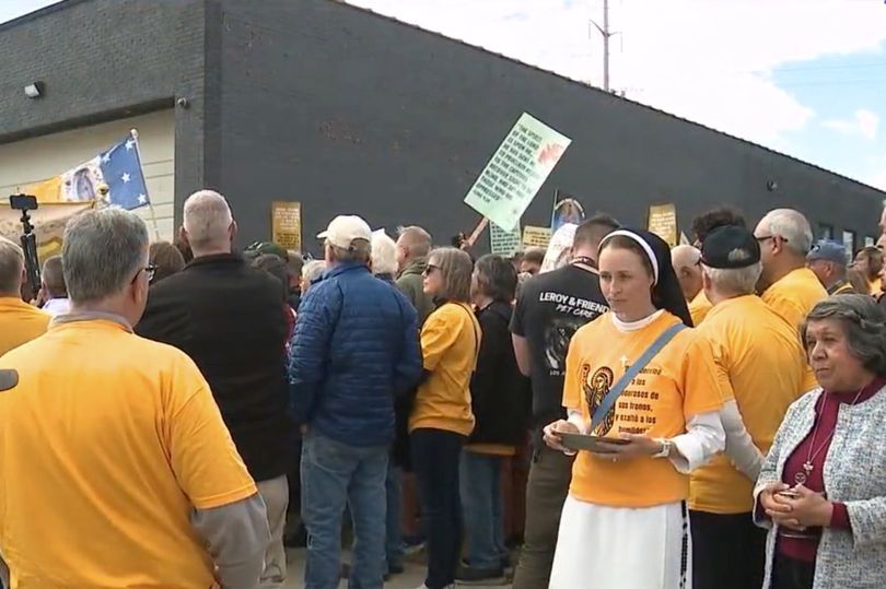 ICE agents block Catholic priests from entering Illinois detention facility
