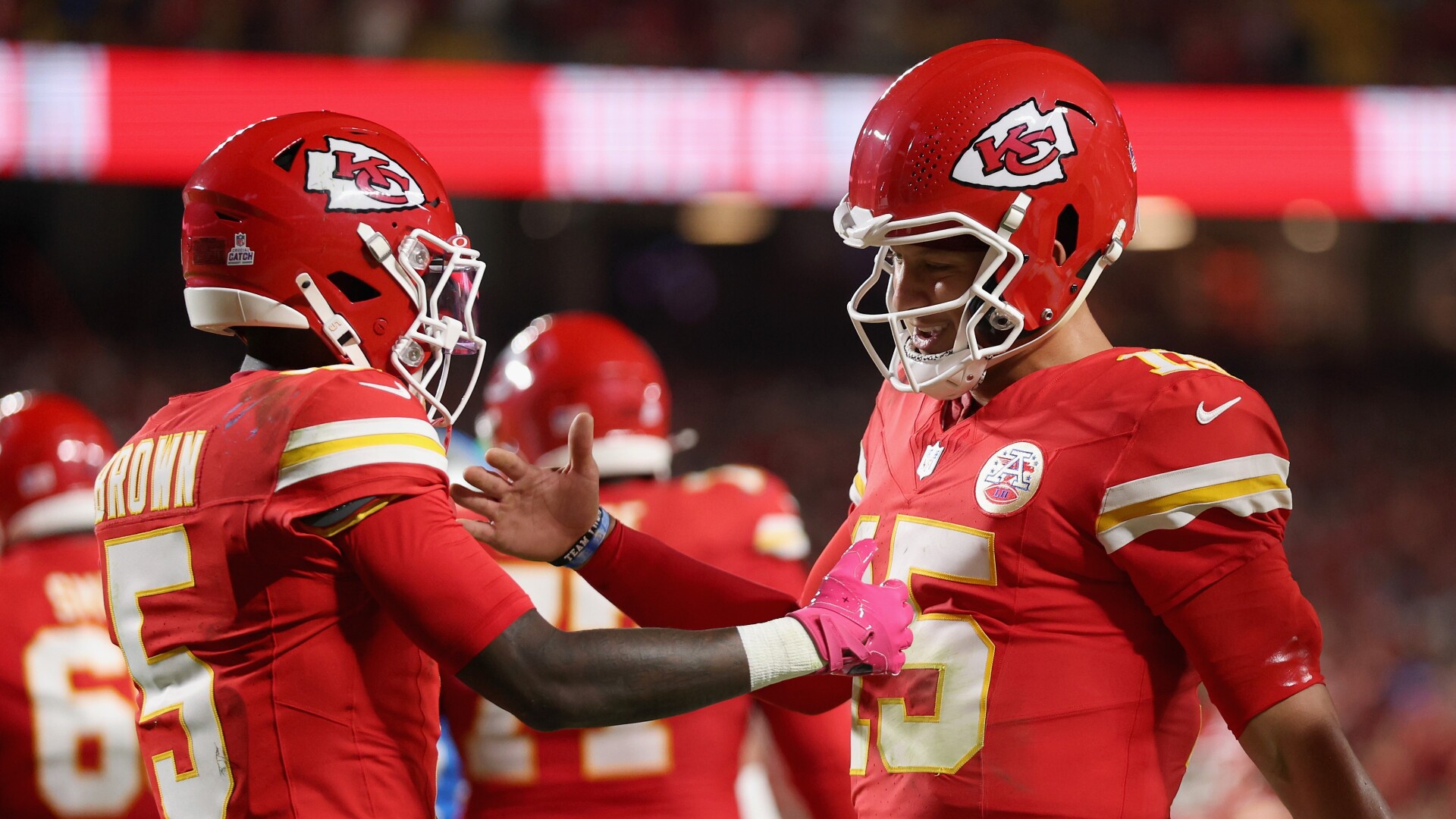 Sunday Night Football: Patrick Mahomes scores four TDs, Chiefs beat ...