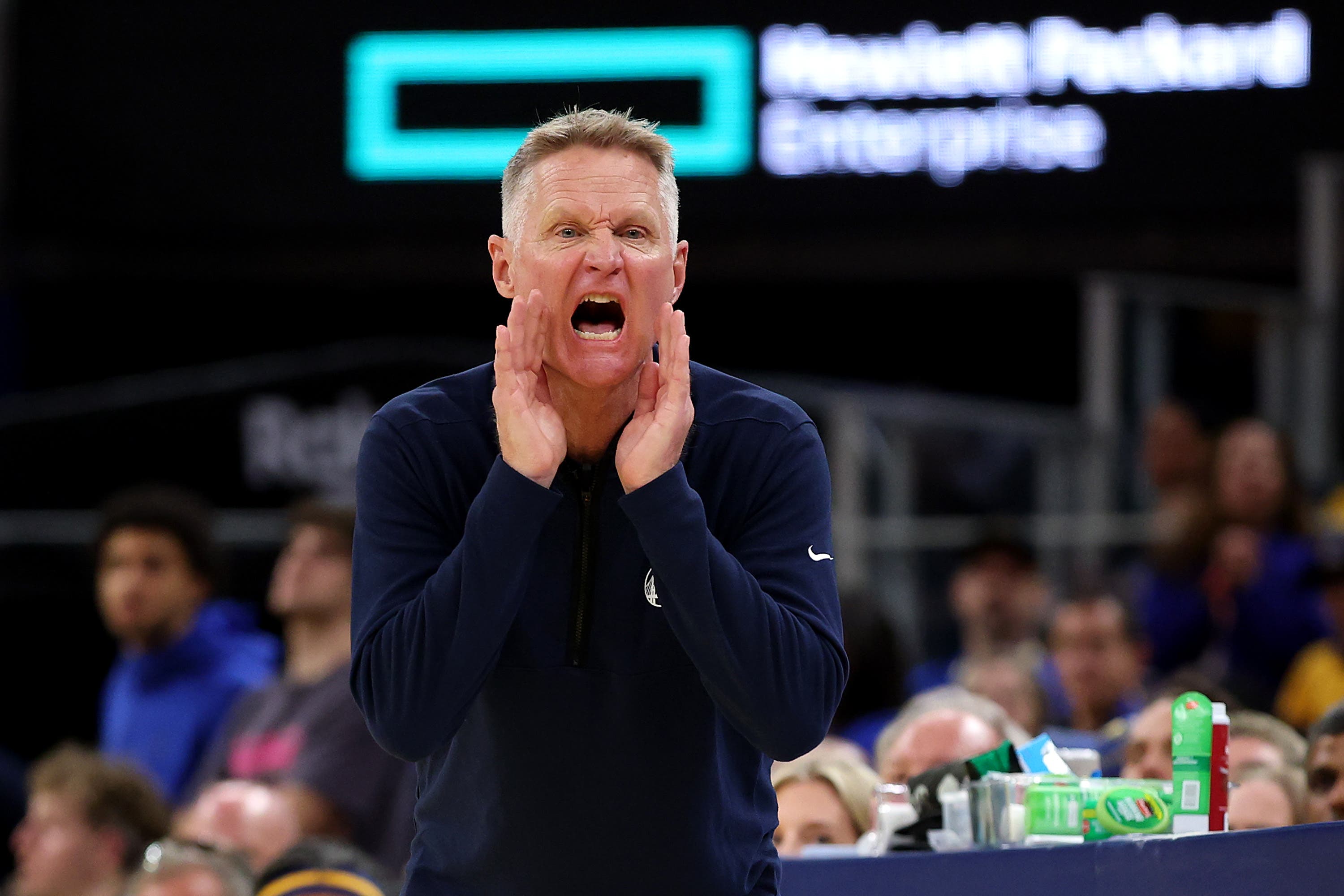 Steve Kerr ejection leads to rare postgame scene for Warriors