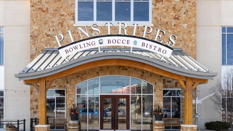 Why This Beloved Italian Restaurant Chain Filed For Bankruptcy
