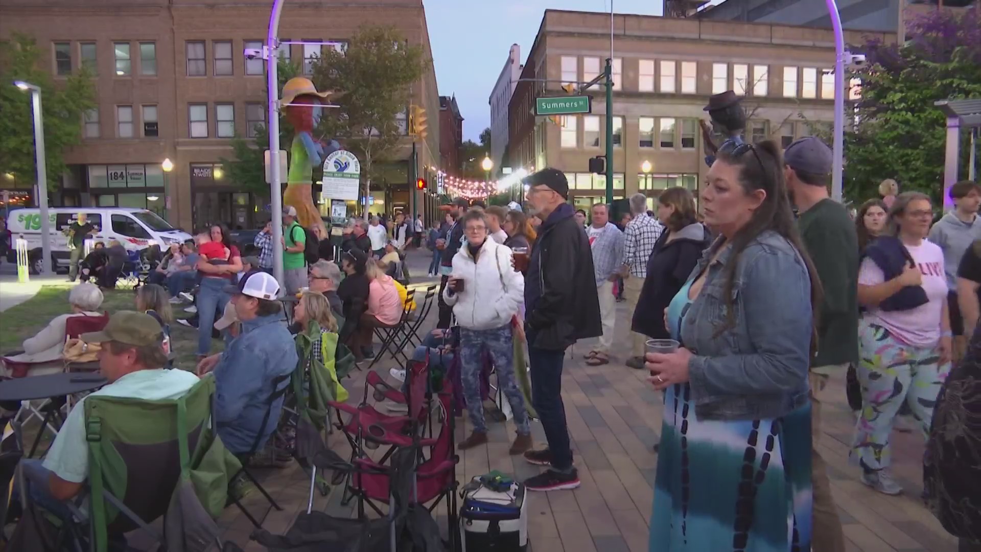 City Center Dead concert returns to Slack Plaza