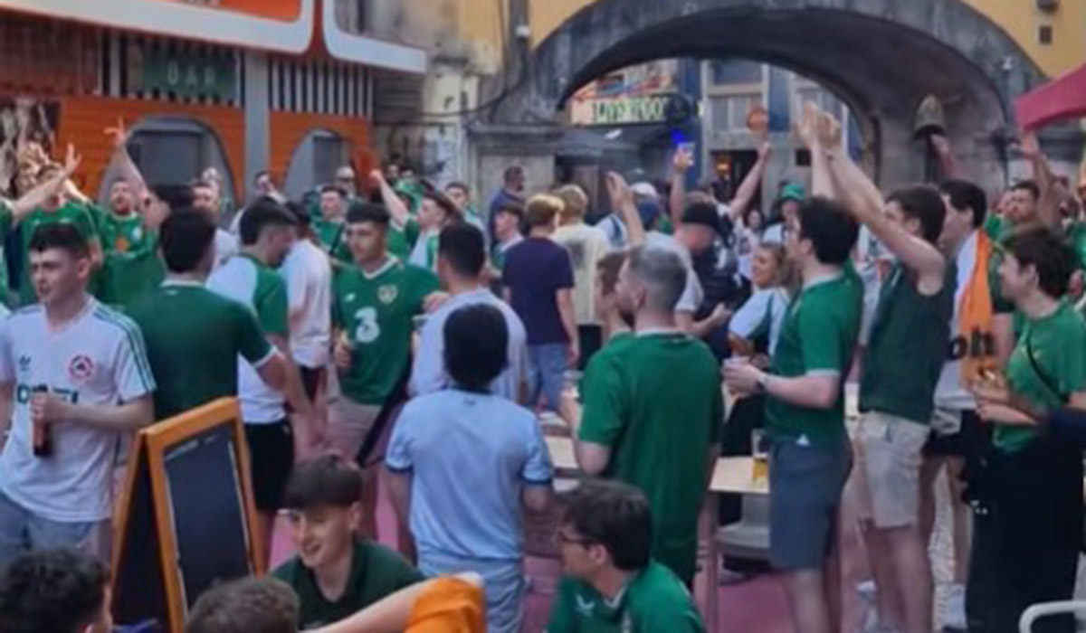 WATCH: Irish soccer fans break out in epic sing-song in Lisbon
