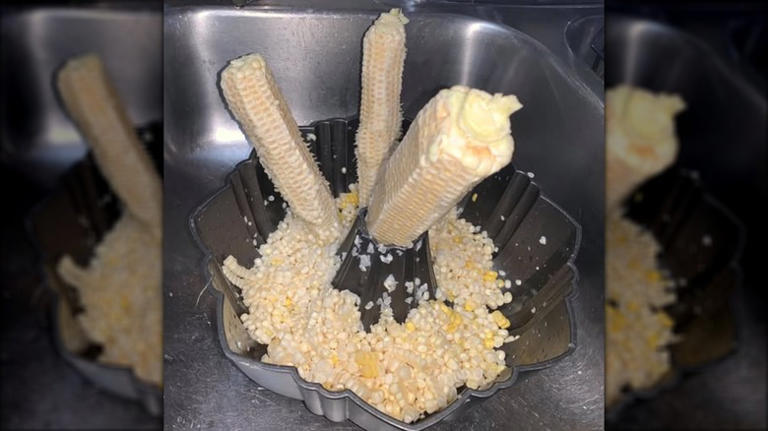 Easily Remove Corn From The Cob With This Bundt Pan Hack
