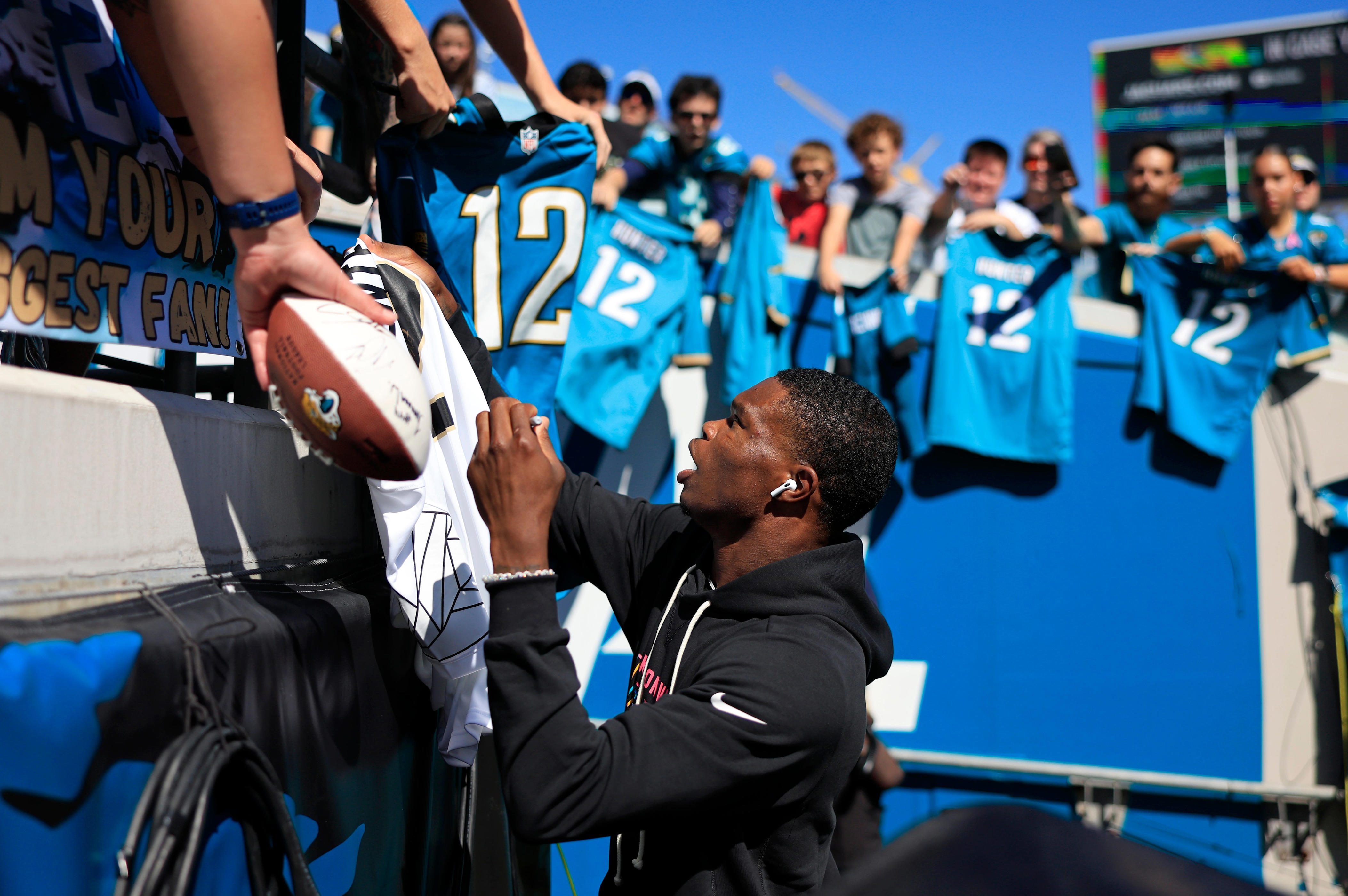 Was Travis Hunter at Jaguars OTAs? Injury update for two-way player