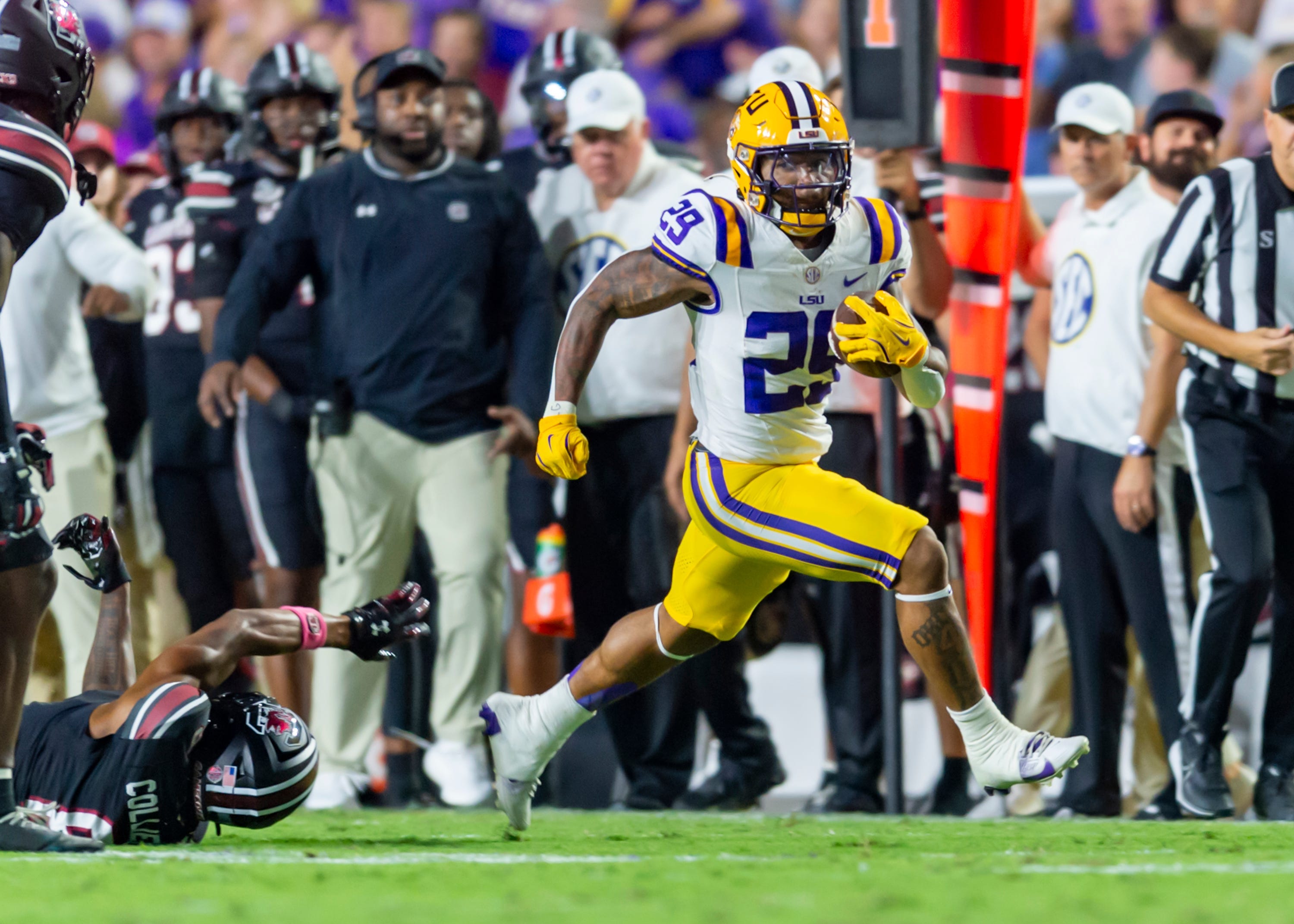 What are LSU' football's odds to make the 2025 College Football ...