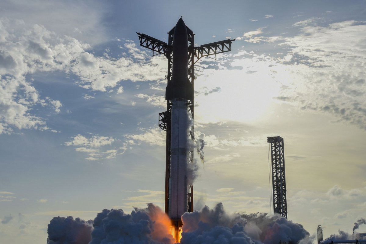 SpaceX plans to launch 11th Starship test flight in Texas as early as ...