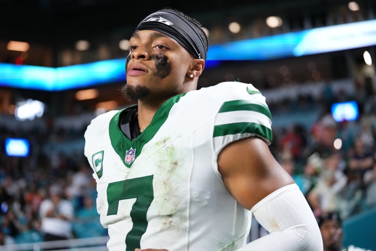 Aaron Glenn Announces Justin Fields Decision After Jets’ Loss
