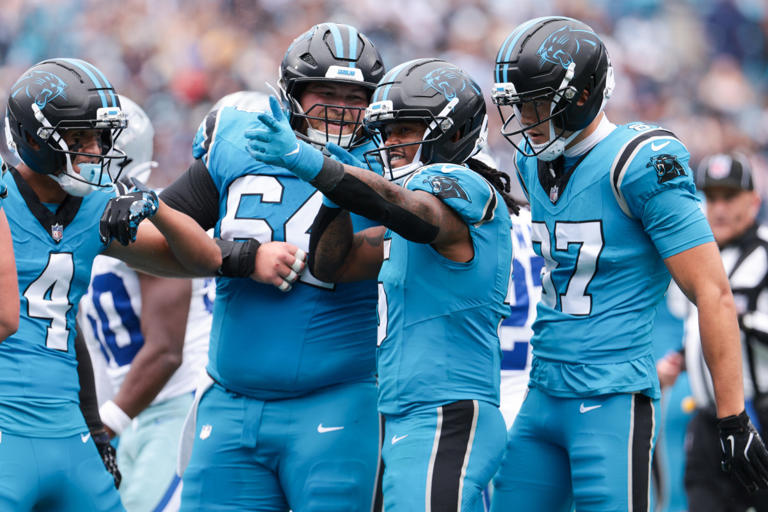 Rico Dowdle Has Classy Response To Splitting Carries With Chuba Hubbard