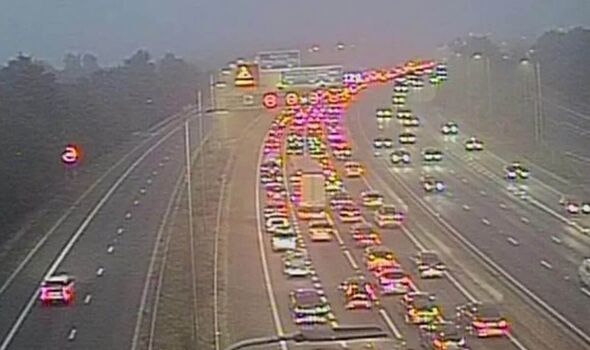 M60 traffic: Major motorway to remain closed 'for several hours' after ...