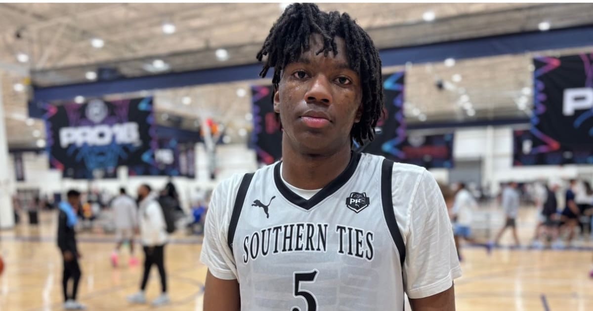 Kentucky offers top-10 prospect Dawson Battie